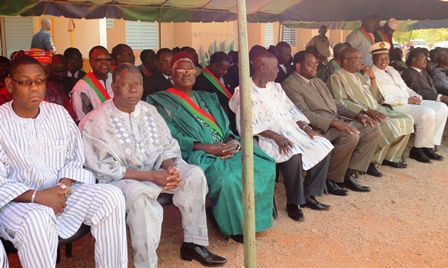 20ème anniversaire de la renaissance du parlementarisme : le ton est ...