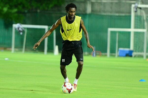 Jonathan Pitroipa : "Je vais tout donner pour gagner des trophées avec ...